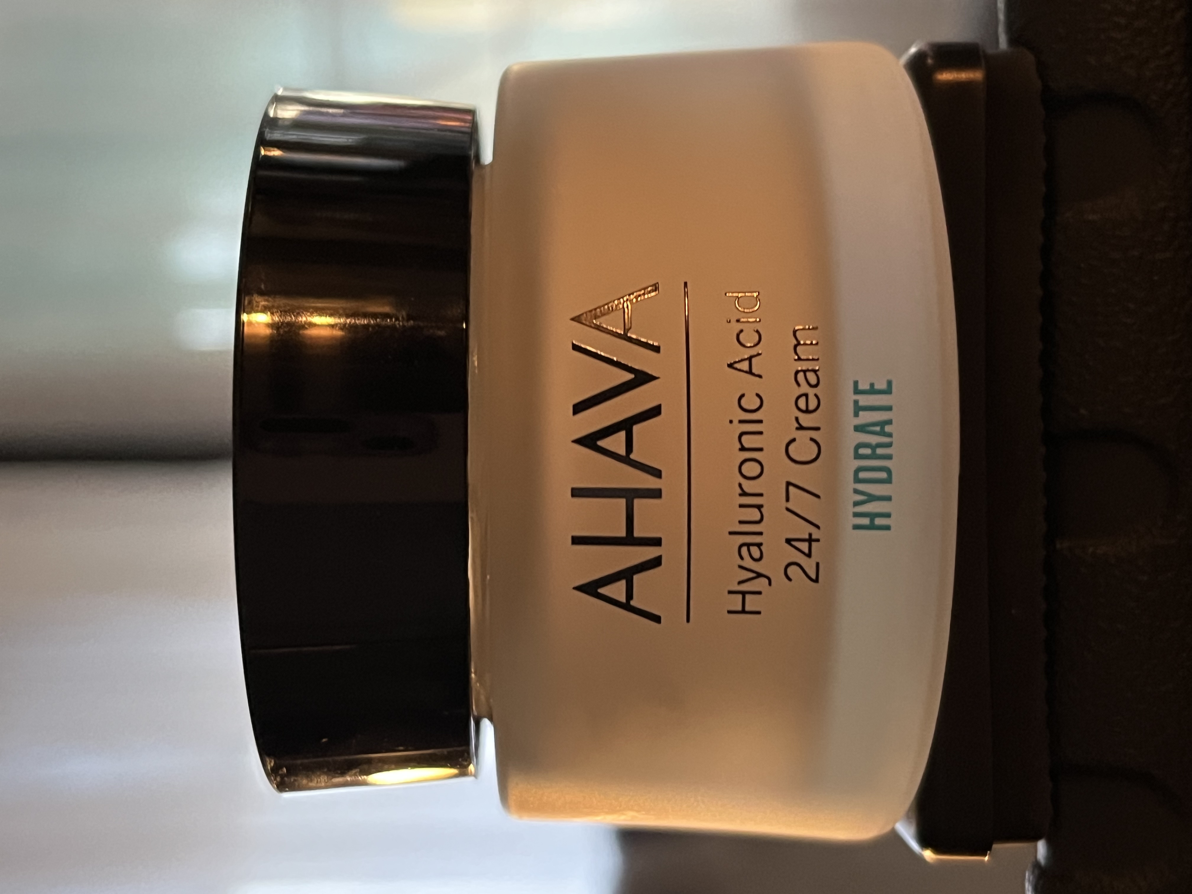 Hyaluronic Acid 24/7 cream | Ahava | A cream that is too thin - We Are ...