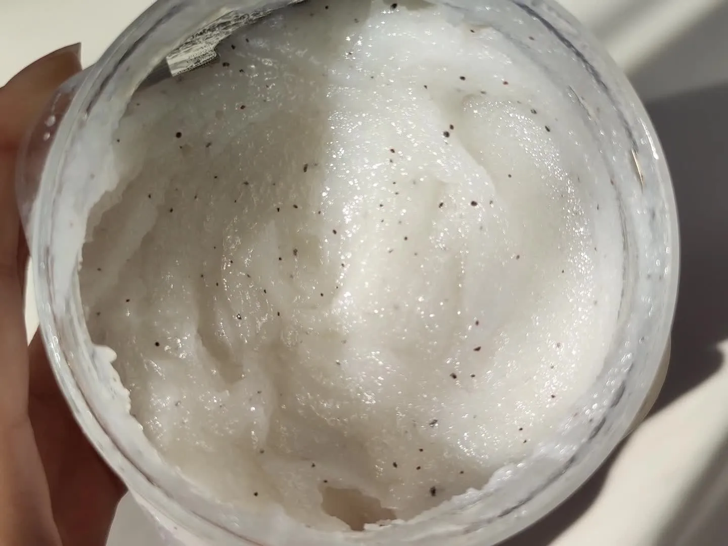 Coco Colada Shea Sugar Scrub | Tree Hut | If you like piña coladas.. 🍍🥥 ...